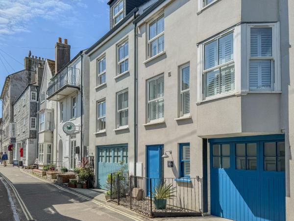 Port House - Lyme Regis