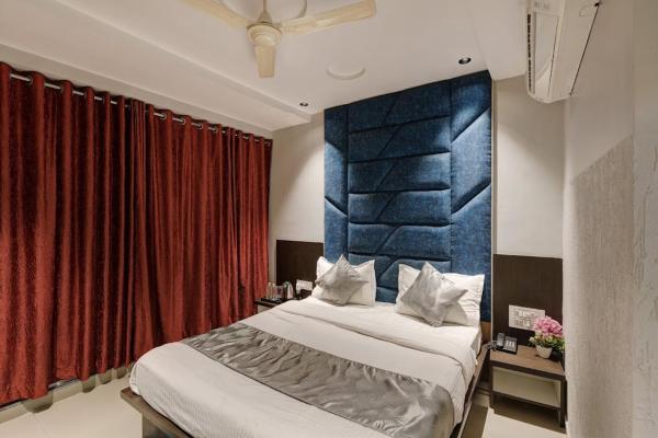 Hotel Hill Look Inn - Gandhinagar