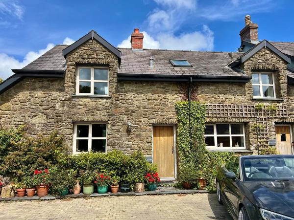 Stable Cottage - New Quay