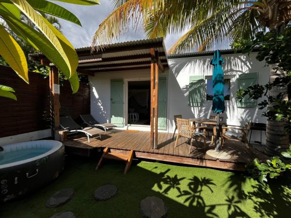 Ti Kaz Avec Spa, Proche Du Lagon - La Réunion