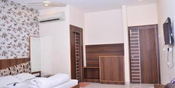 Hotel Rama Palace - Mathura