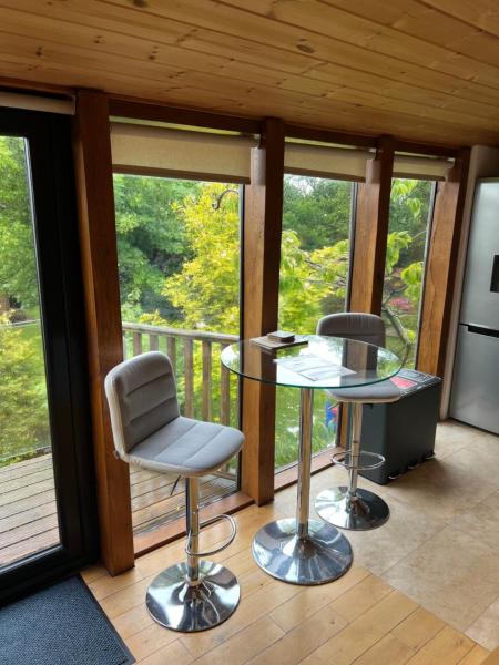 Chestnut,1 Bedroom Loft Apartment With Wood Burner - Ceredigion