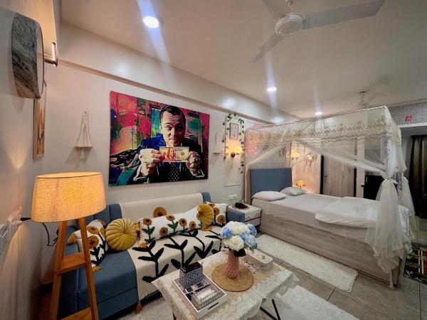 Aesthetic Pinterest Studio - Jaipur