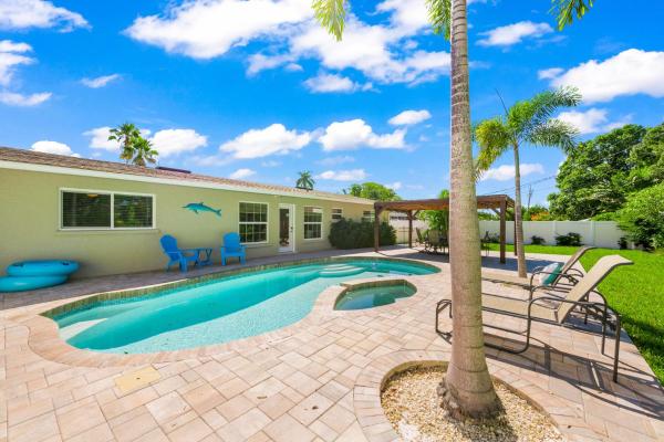 A Piece Of Paradise - Anna Maria Island, FL