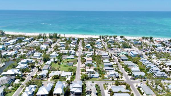 A Place In Paradise Unit B - Anna Maria, FL