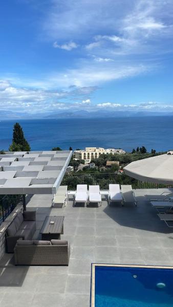 Gold Pearl Maggie Sea View Villa - Керкира, Греция