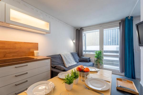 Spacious Slope Front Ski-in And Ski Out - Val Thorens