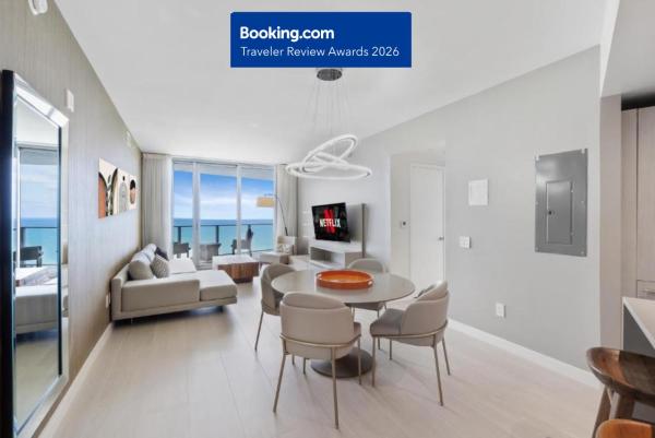 25 Min To Fifa! Exclusive Resort - Oceanfront 2bd 2ba Condo, High Floor, Rooftop Pool And Hot Tub, Steps To Beach - North Miami, FL