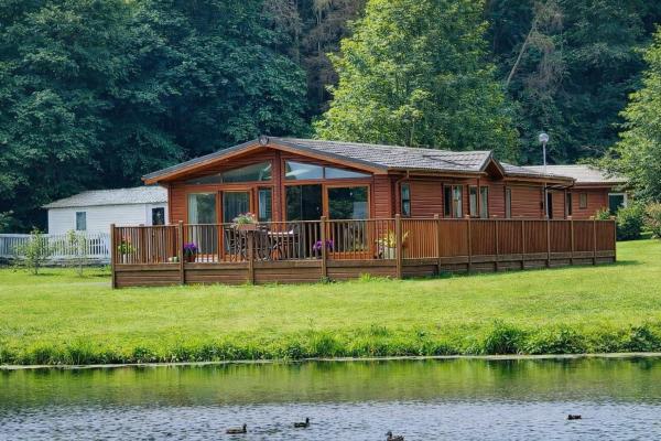 Lake View Lodge - Dunbar