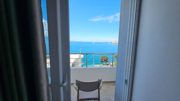 Roxhela Rooms - Saranda