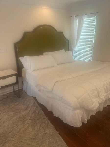 Masterroom - Atlanta, GA