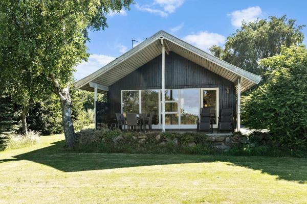 Helles Und Gemütliches Ferienhaus Mit Meerblick - Bornholm