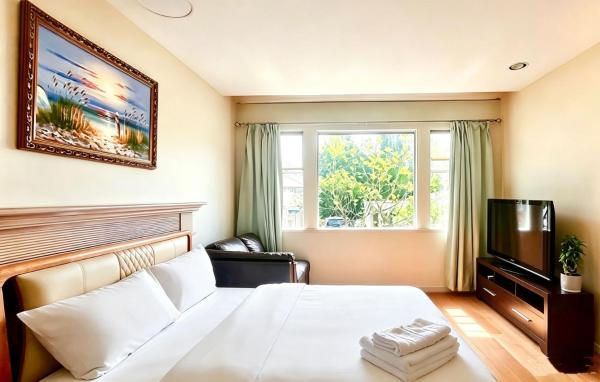 Private Ensuite Room Near Yvr Airport Vancouver West - Vancouver Island
