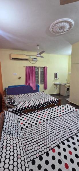 Sivasakthi Cottage 1bhk - Courtallam