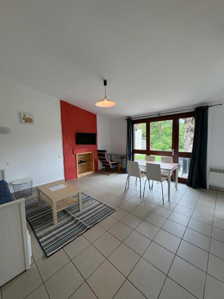 Gîte Au Bord Du Lac - Terrasse & Calme - 4 Pers - Thiers