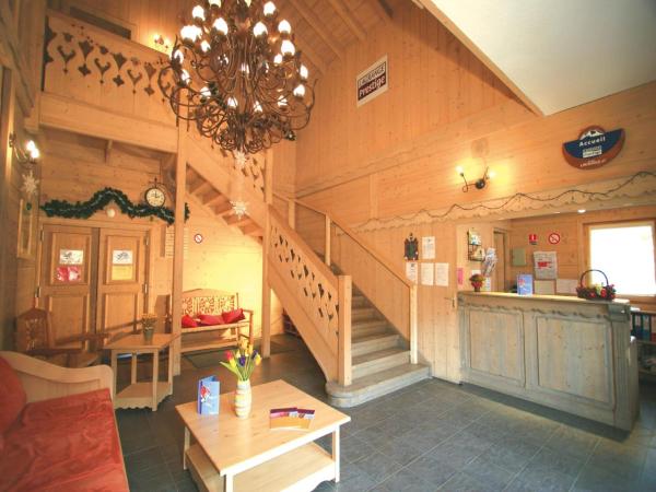 Samoëns Village Apartment For 4 - Cluses