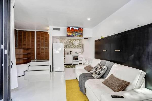 Las Olas Hammocks Unit 2 By Dream Vacation - Cooper City, FL