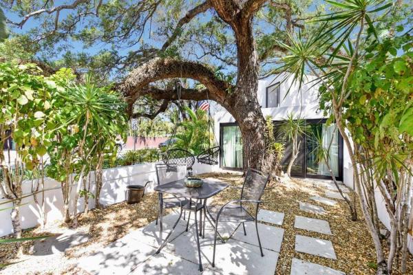 Las Olas Hammocks Unit 4 By Dream Vacation - Fort Lauderdale, FL