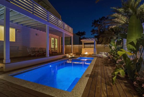 Luxury Beach Retreat Pool Spa Sauna Yoga Studio - St. Augustine Beach, FL