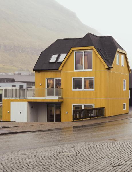 Akursmørk Collection - Premium Nordic Comfort - Faroe Islands