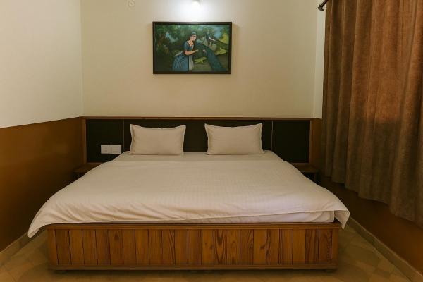 Chaman Vatika - Kasol
