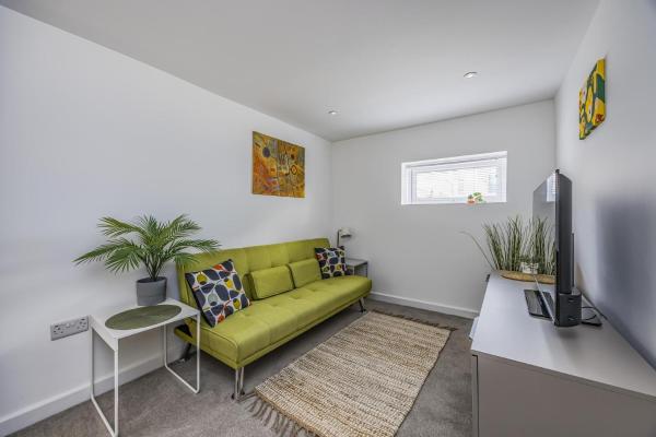 Gorgeous Coastal Cottage - Pass The Keys - Chichester