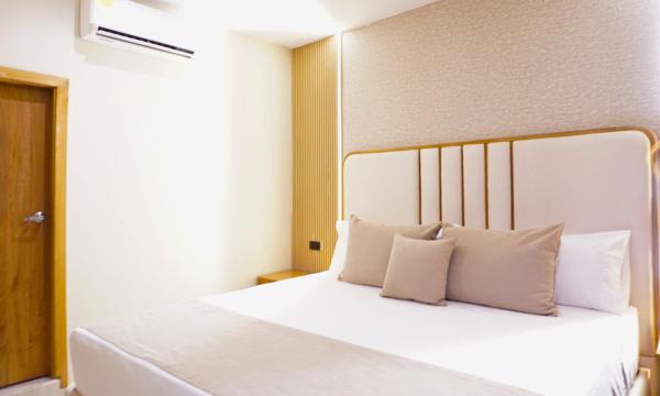 Zumo Hotel Lorica - Lorica