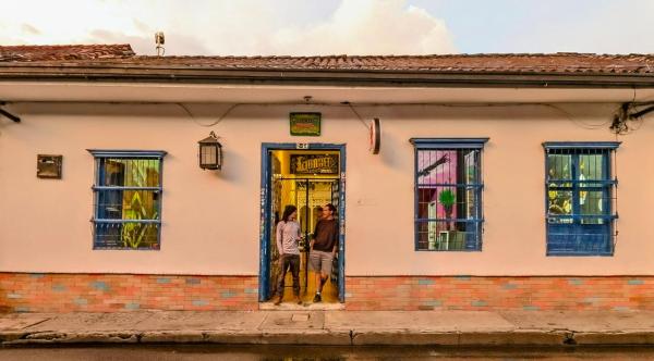 Lienzo Hostel And Mural Art Museum - Popayán