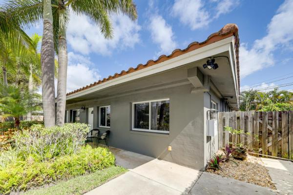 1 Block To Beach! Pompano Apt W/ Pool Access - Pompano Beach, FL