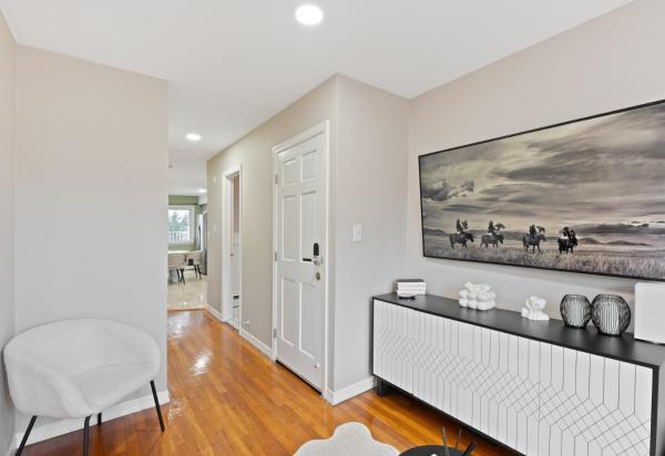Modern Apt Free Parking 20 Min To Nyc Up To 8 People - Englewood, NJ