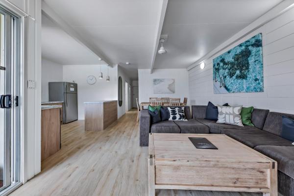 Beach Shack At Airlie - Airlie Beach
