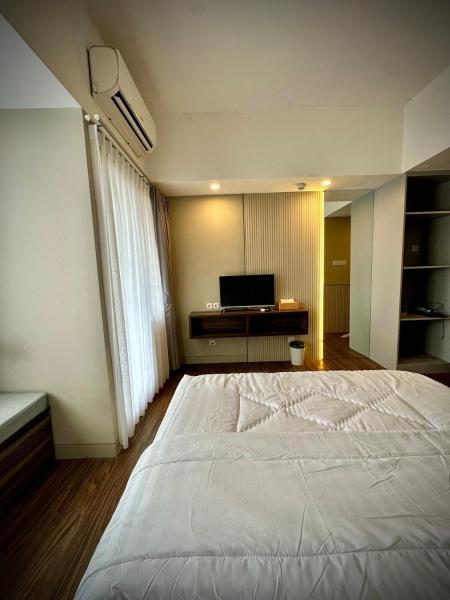 Apartemen In Pondok Gede, Lrt City Jatibening - Jakarta