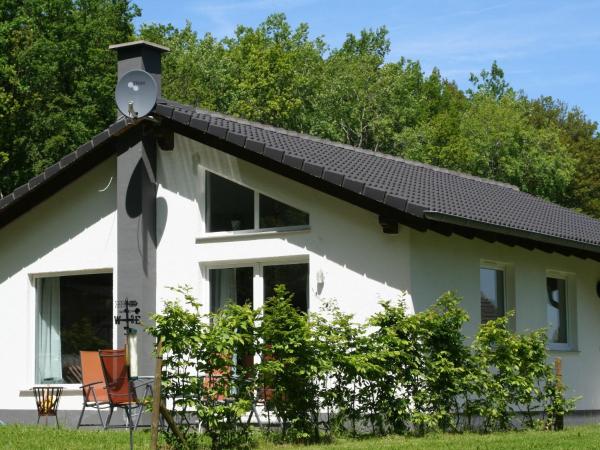 Bungalow Im Eifelpark Mit Terrasse - Gerolstein