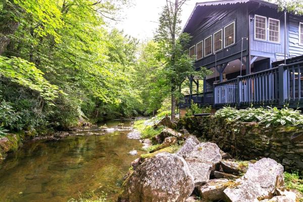 Riverside Retreat - Boone