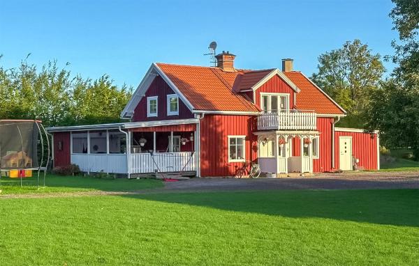 Lovely Home In Gamleby With Wifi - Gamleby