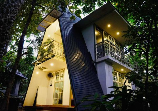 Poomala Holiday Village - Thrissur