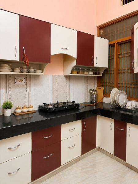 Krishna Kulam Stay - Near Krishna Janmbhoomi - Mathura