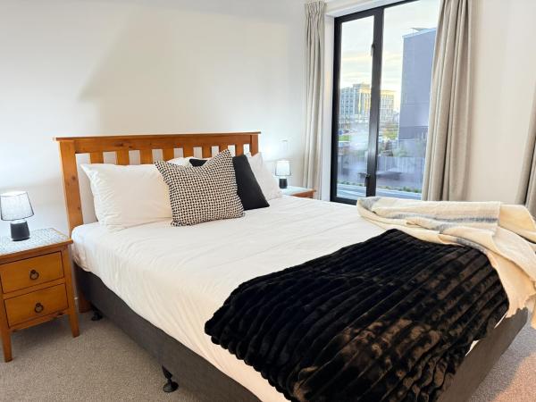 Stadium Gatehouse - Bookahome - Lyttelton