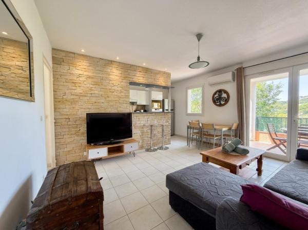 Nice Cozy Place With Swimming Pool, Terrace And Small Garden - Sainte-Maxime