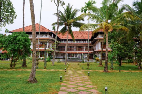 Sanskreti By Kallanchery Retreat - Kochi, India