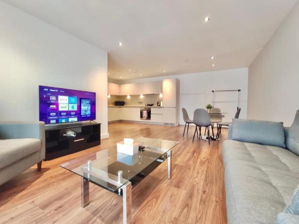 Modern Apartments Near Oxford Road, Manchester City Centre - Manchester