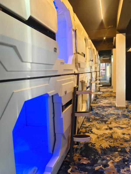 Trivpods Capsule Hotel - Trivandrum
