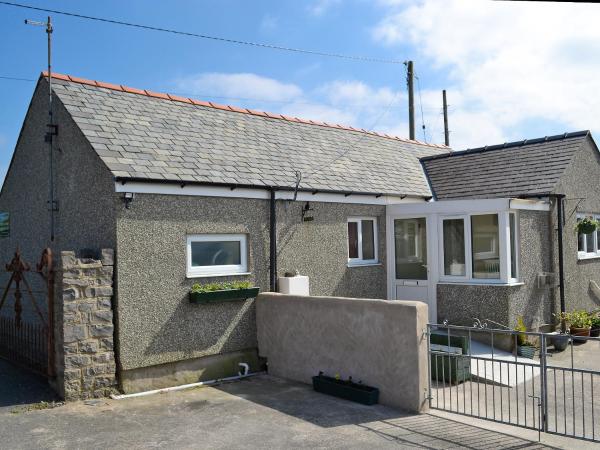 Ty Main Cottage - Anglesey