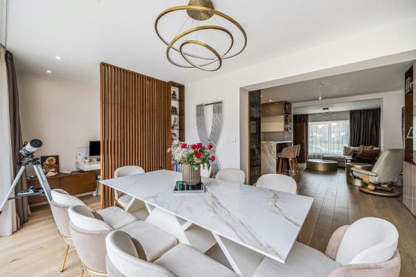 Luxury 4-bed Townhouse Parking, Garden Office - Windsor, UK
