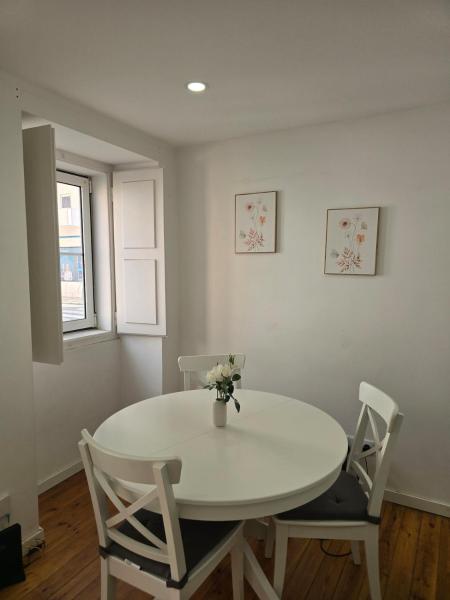 Bright One Bed Apartment In The Center Of Lisbon - Lisbonne