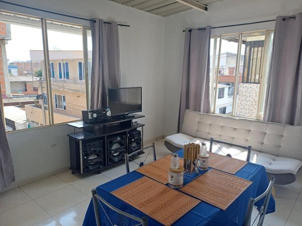 Lion Family House-acogedor Apartamento-3er Piso - Yumbo