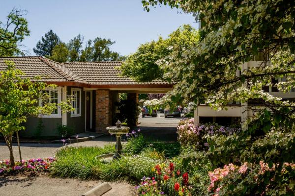The Jack London Lodge - Glen Ellen, CA