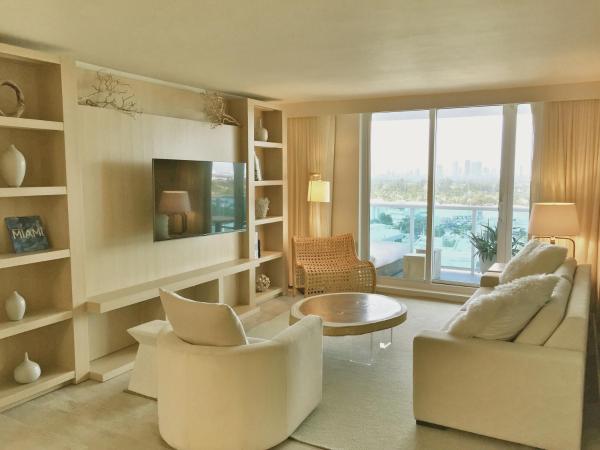 Amazing View 1 Hotel Corner Unit 2br 2ba W Balcony - Miami, FL