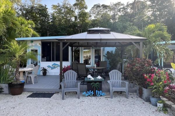 Beachside Retreat With Pool, Boat Ramp Dock For Rent - Key Largo