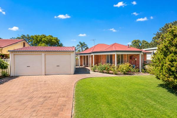 Find Springs Hidden Gem In Dunsborough - Yallingup